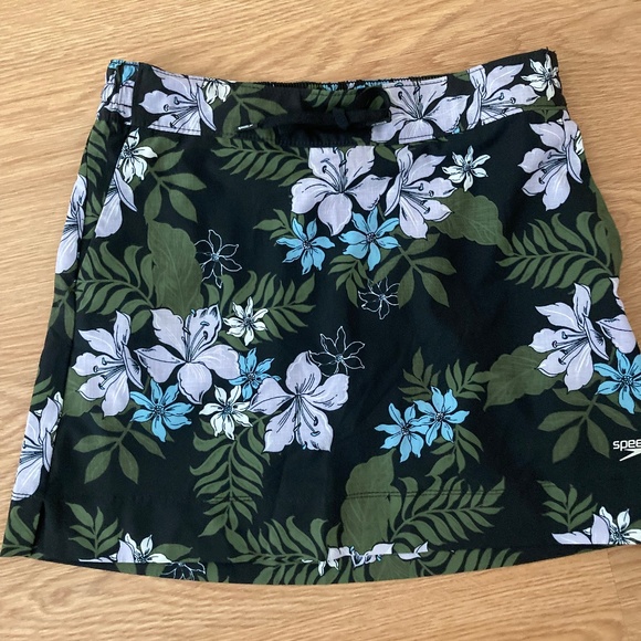 Speedo | Shorts | Speedo Womens Swimsport Skort | Poshmark